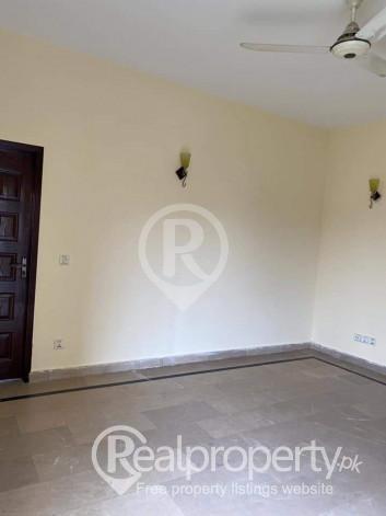 Johar town phase-2 - block g-2, lahore - 10 marla upper portion for ...